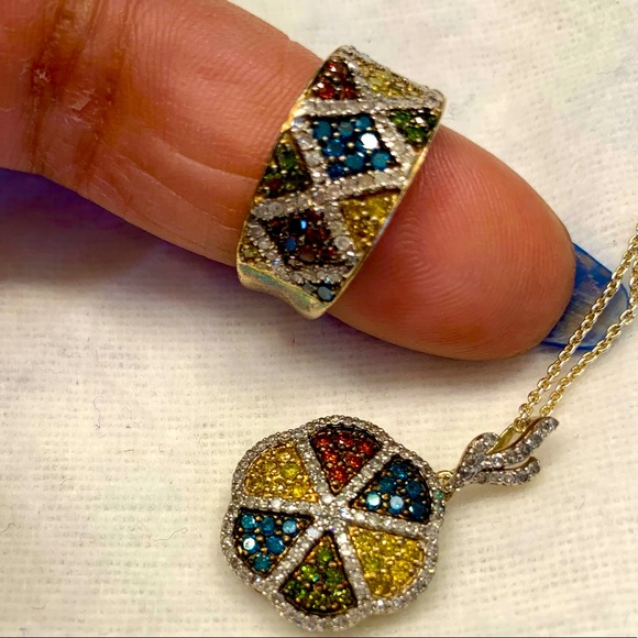 Jewelry | Sale Multi Colored Diamond Ring In Diamond Pattern | Poshmark